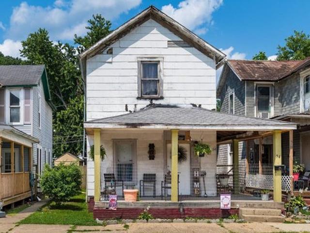 54 Main St, Glouster, OH 45732