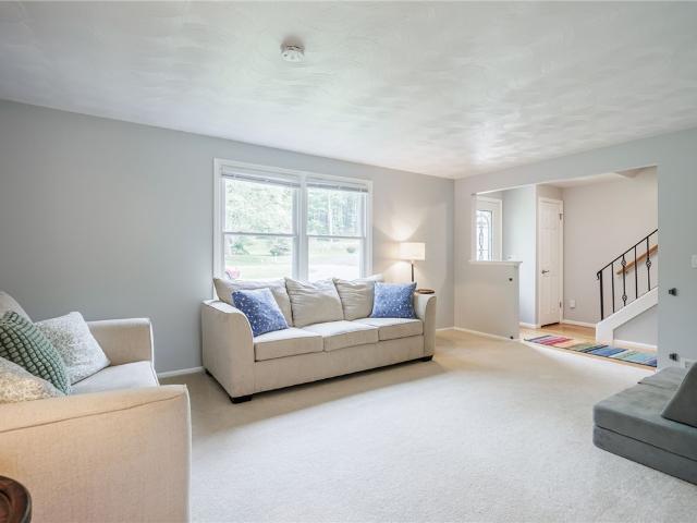 54 Maple Leaf Circle