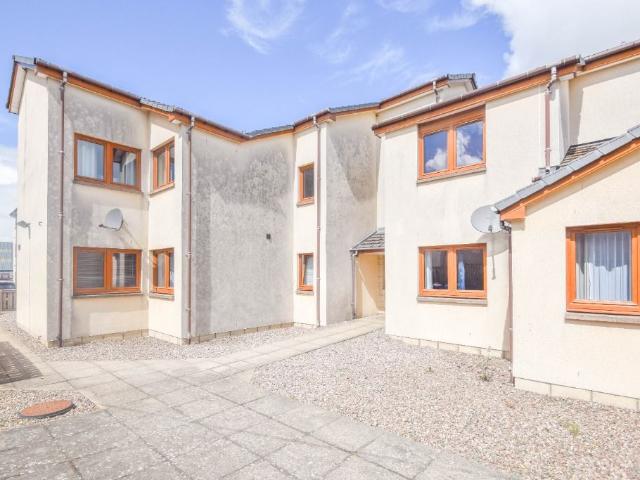 54 Market Street, Forfar, Angus DD8, 2 bed flat to rent, £700 pcm | PrimeLocation