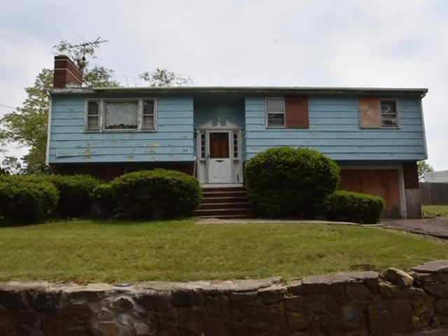 54 Matthies St, Beverly, MA 01915
