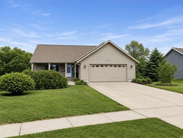 54 Me Ln, Reedsburg, WI 53959