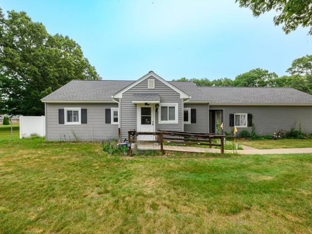 54 Meadowlark Ln Unit 54, Chicopee, MA 01022