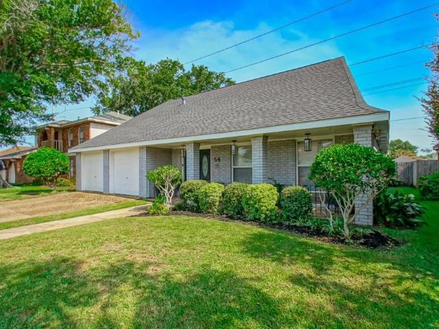 54 Monterrey Avenue