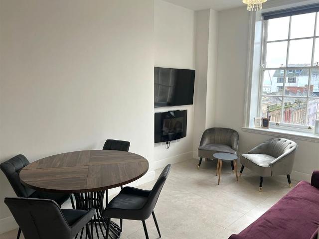 54 Mount Stuart Square, Cardiff CF10, 2 bed flat to rent, £1,200 pcm | PrimeLocation