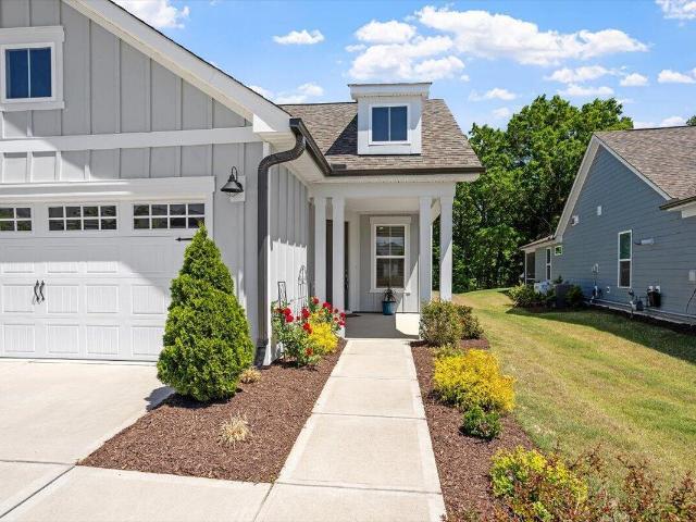 54 N Brookhollow Way