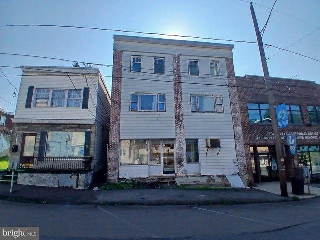 54 N Lehigh Ave, Frackville, PA 17931