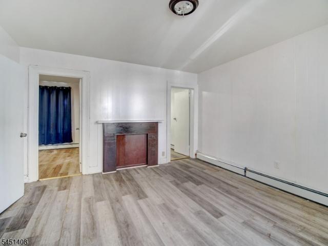 54 N 4Th St