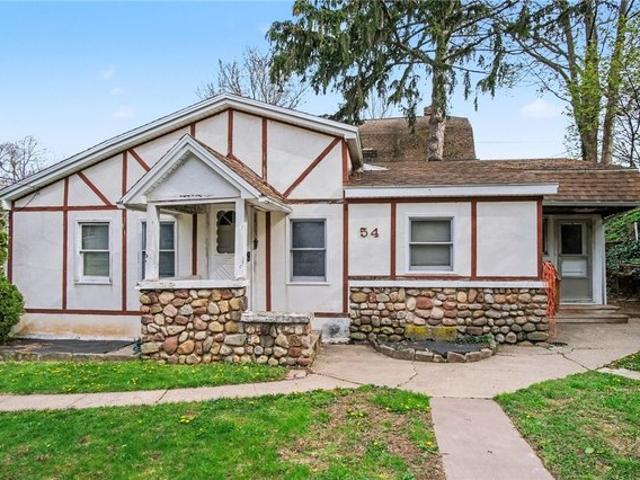 54 Nixon Dr, Rochester, NY 14622