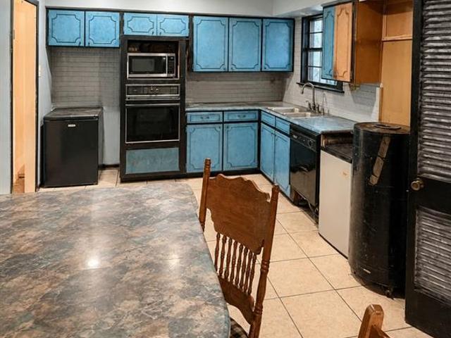 54 NW 29th Street NW