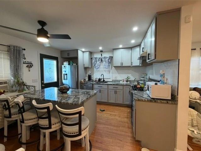 54 Ordway St, Pawtucket, RI 02861