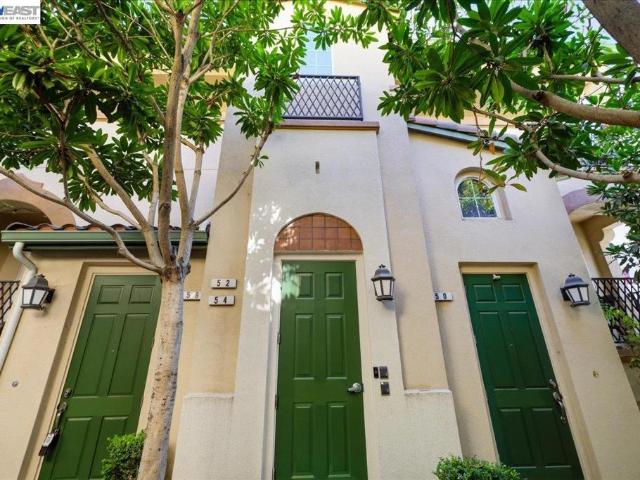 54 Parc Place Dr