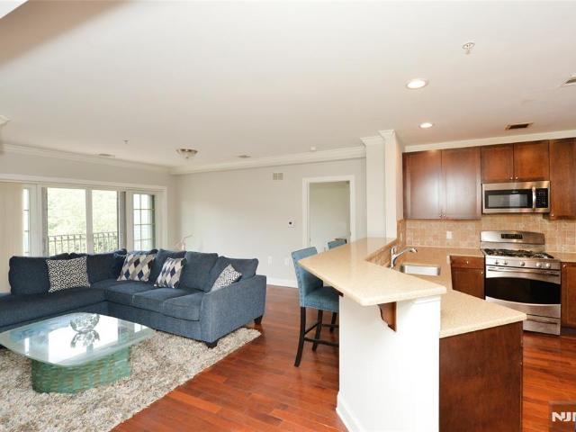 54 Polifly Road # 409