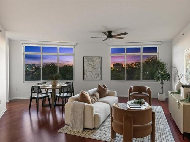 54 Rainey St Apt 502, Austin, TX 78701