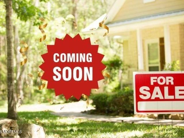 54 Redwood Pl, Jackson, NJ 08527