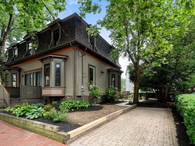 54 Sacramento Unit 2, Cambridge, MA 02138