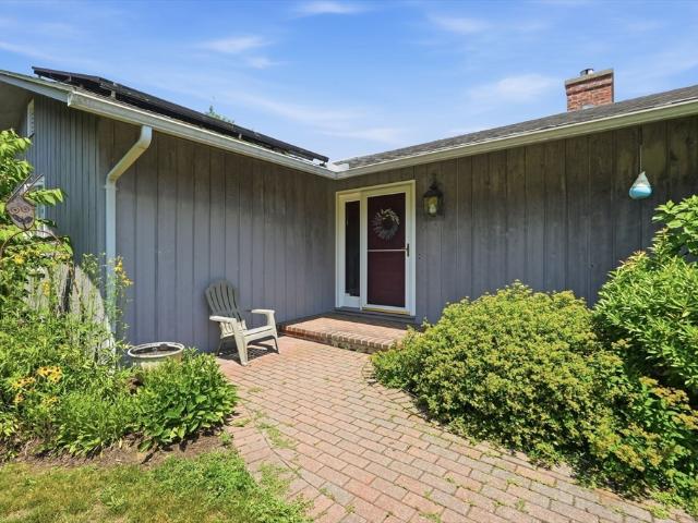 54 Sawmill Plain Rd