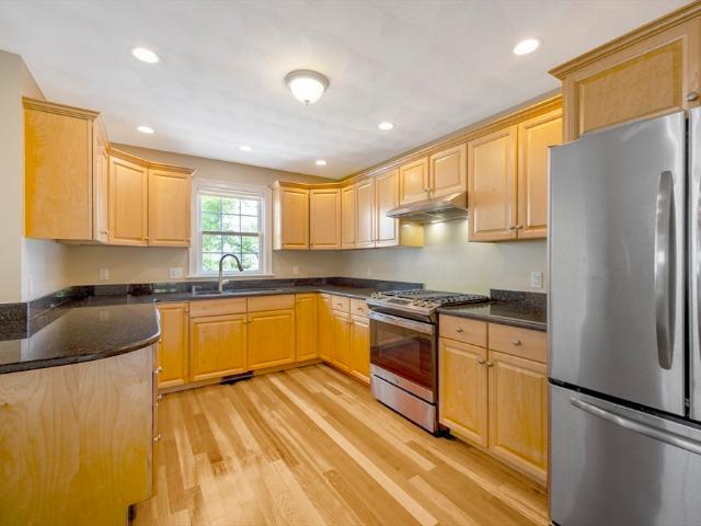 54 Spruce St, Winchester, MA 01890 | MLS #73500