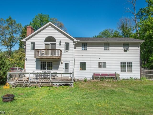 54 Stony Brook Rd