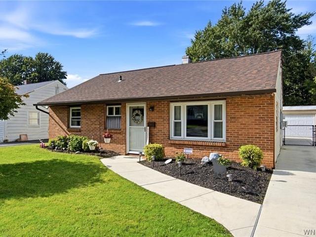 54 Steiner Ave, Tonawanda, NY 14150