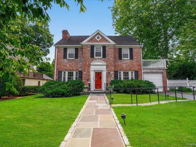 54 Strathmore Road