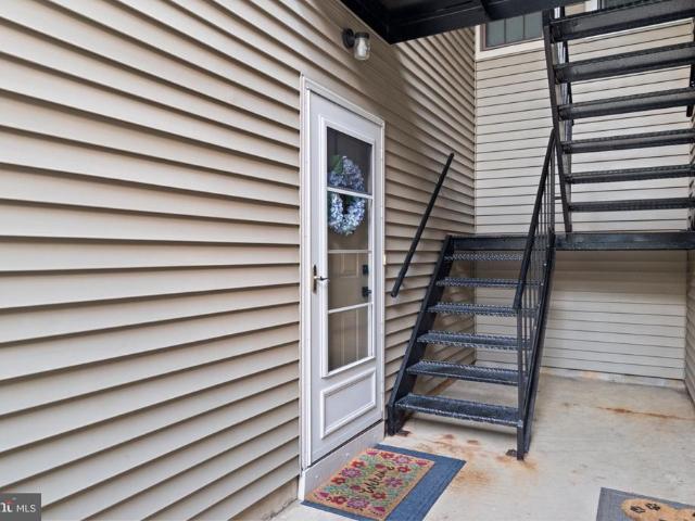 54 Summit Court
