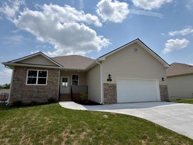 5504 Murfreesboro Dr, Columbia, MO 65201