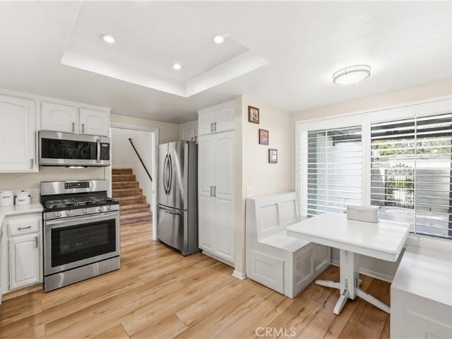 5504 E Vista Del Rio