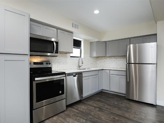 5504 La Branch St, Unit 11, Houston, TX 77004 | MLS #15226 | Compass
