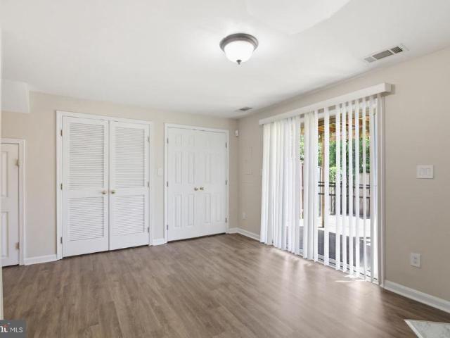 5504 Sacramento Mews Place