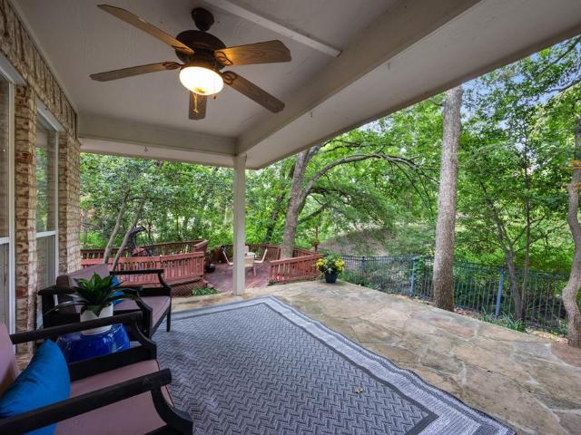5504 Yacht Club Drive