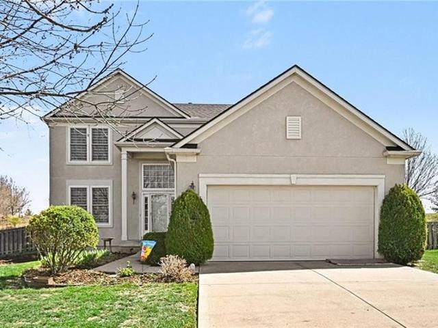 5505 N Wyoming St, Kansas City, MO 64118