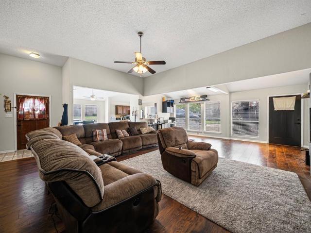 5505 Oak Brook Rd, Arlington, TX 76016 | MLS #21243 | Compass