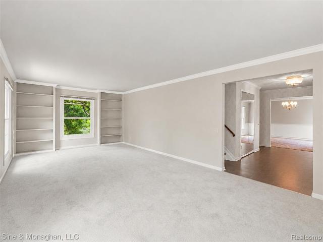 5505 Old Carriage Lane