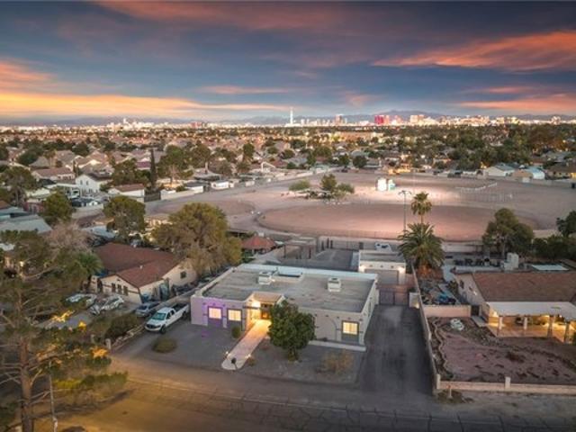 5505 Avenida Vaquero, Las Vegas, NV 89108