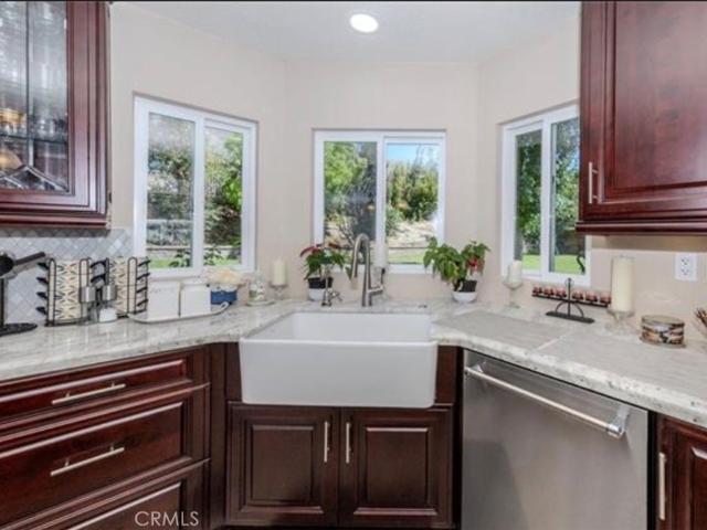 5505 Green Hollow Lane