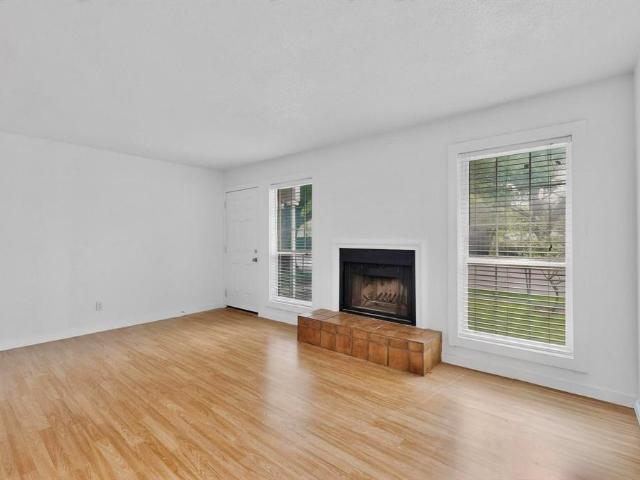 5505 Live Oak Street # 102