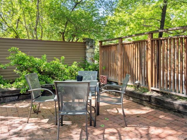 5505 Racquet Court