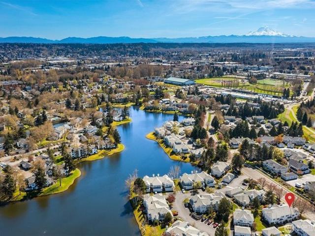 5505 S 236th Pl, Kent, WA 98032