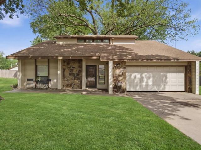 5505 S Ash Ave, Broken Arrow, OK 74011