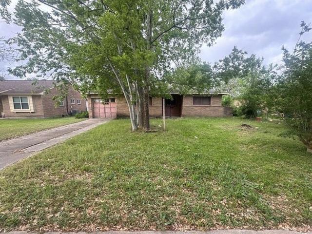 5506 Maywood Dr, Houston, TX 77053