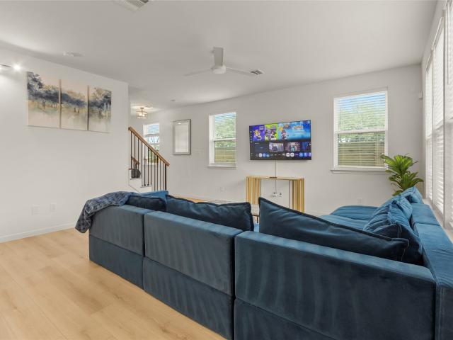 5506 Oakmont Villas Drive