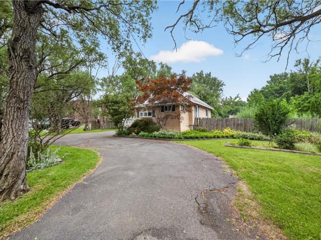 5506 Bear Road