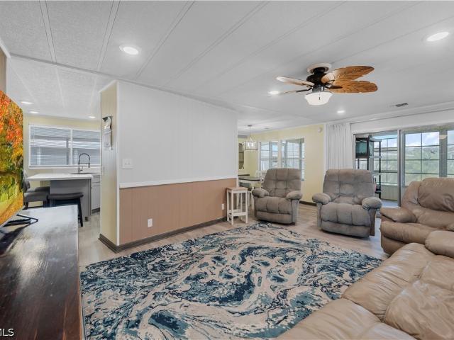 5506 Harbor Ln, North Fort Myers, FL 33917 | MLS #2026017