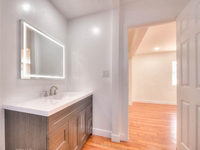 5506 Holmes Ave, Los Angeles, CA 90058 | MLS #DW26145