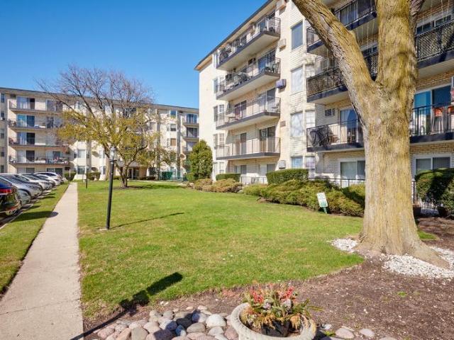 5506 Lincoln Ave #A424, Morton Grove, IL 60053 MLS 12022696