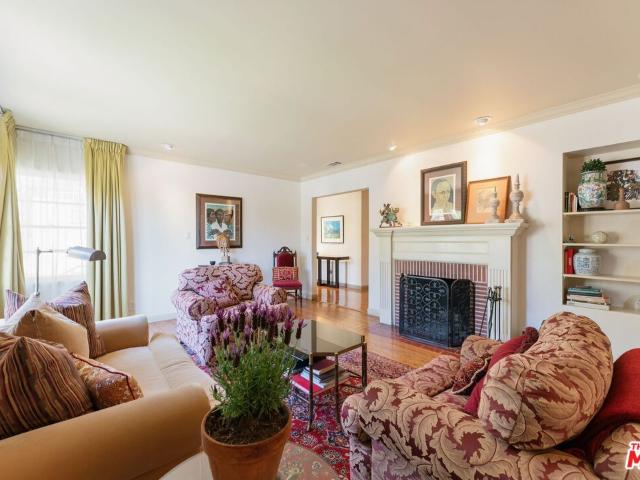5506 Summerhill Dr, Los Angeles, CA 90043 | MLS #26799 | Compass