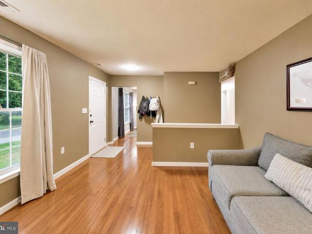 5507 Skipjack Court