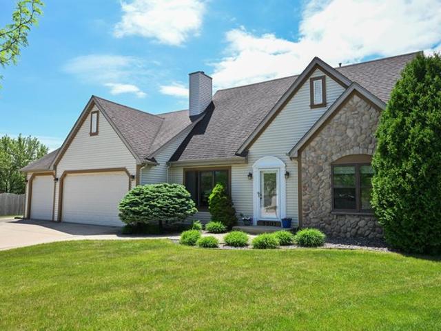 5507 28th St, Kenosha, WI 53144