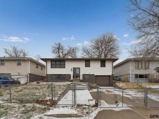 5508 O St, Omaha, NE 68117