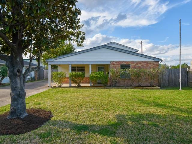 5508 Jessamine St, Houston, TX 77081